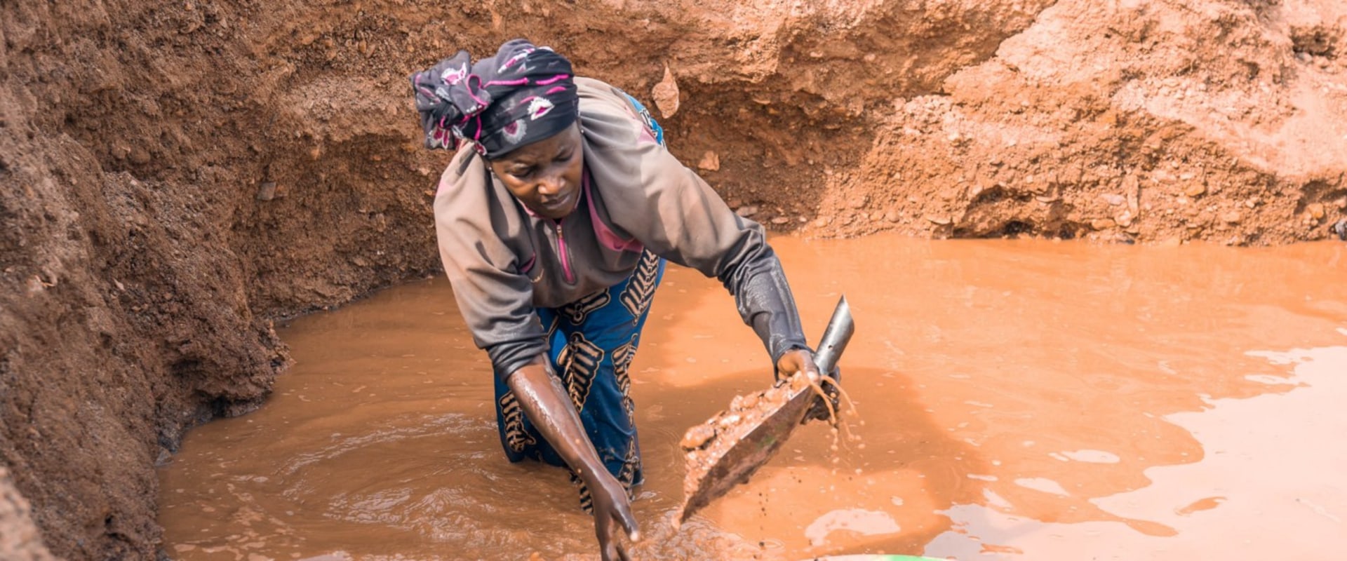 What is harmful to gold?